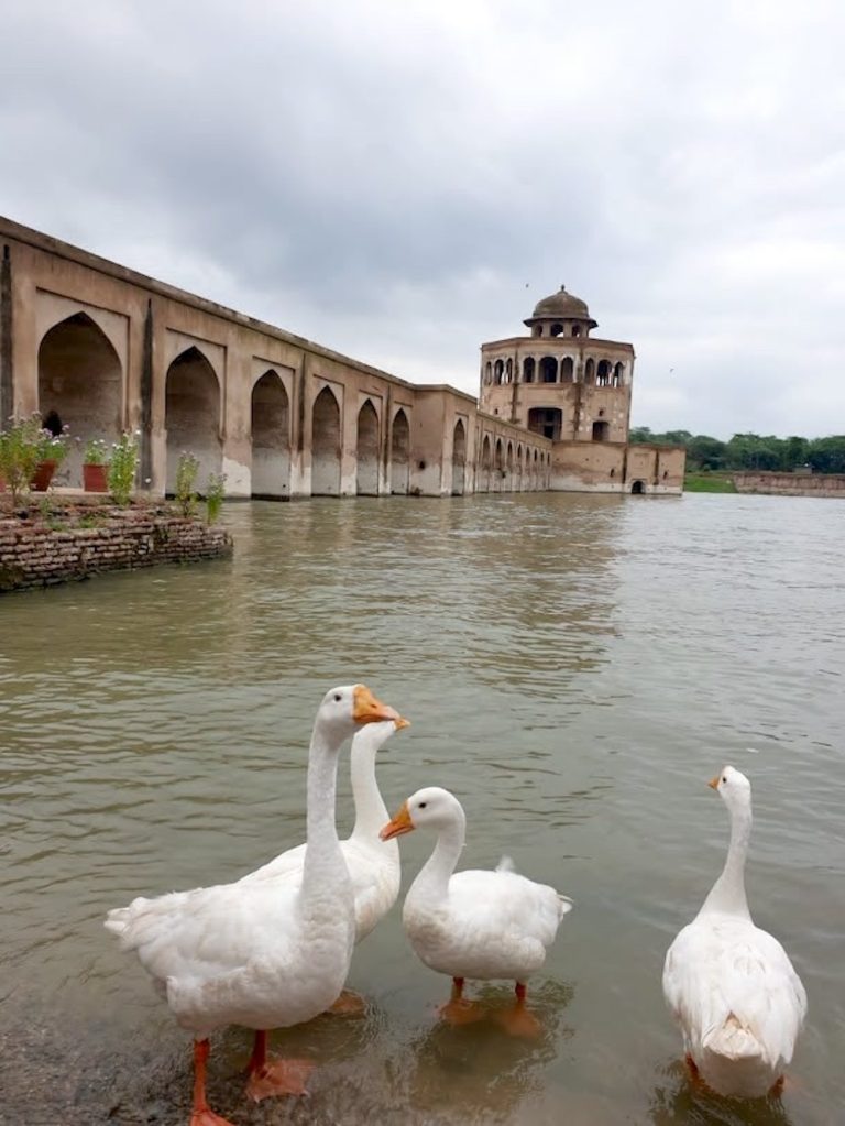 Exploring Hiran Minar: A Historical Jewel in Sheikhupura - Let's Travel